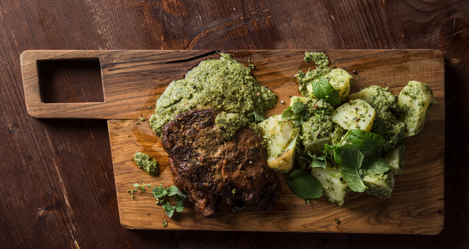 Salsa verde pork ribs | Akis Petretzikis